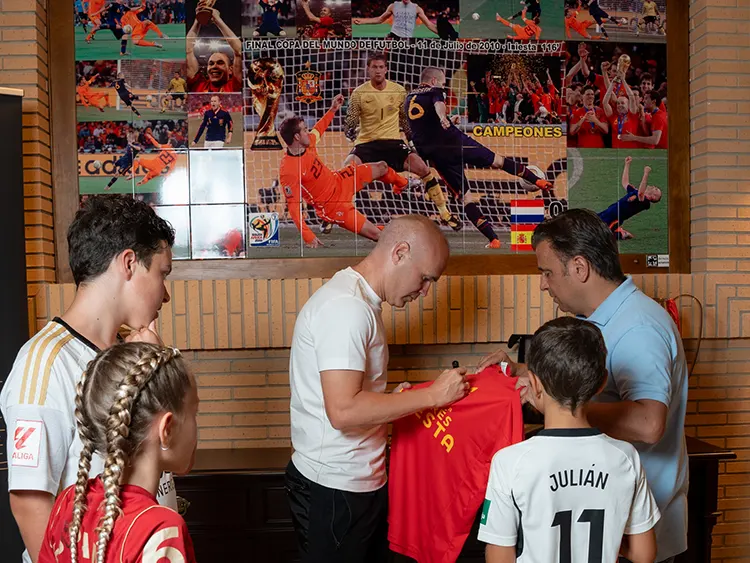 Bodega Andrés Iniesta · Vinos Exclusivos del Futbolista Español